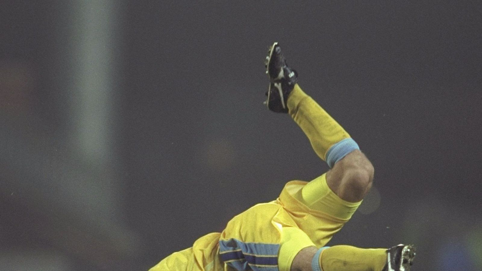 Gianfranco Zola back at Chelsea: Remembering his impact as a player ...