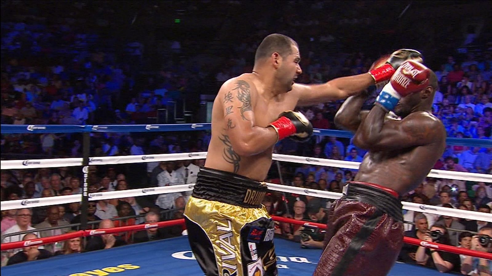 Eric Molina hurt Deontay Wilder in dramatic world title fight last year ...