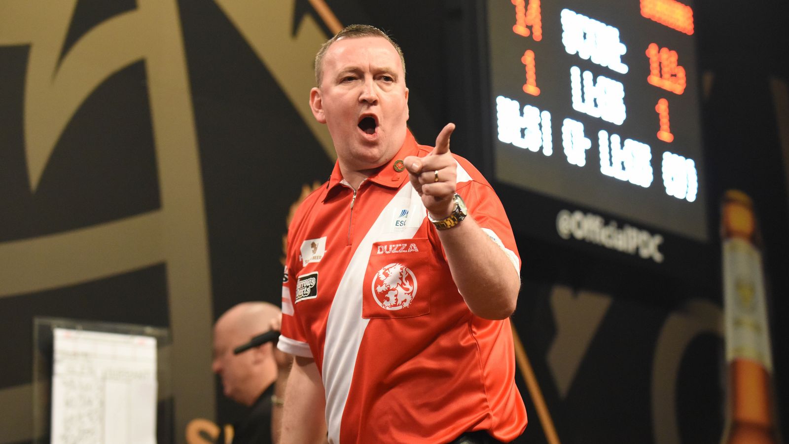 World No 1 Glen Durrant comes back from a set down to defeat Nick Kenny ...