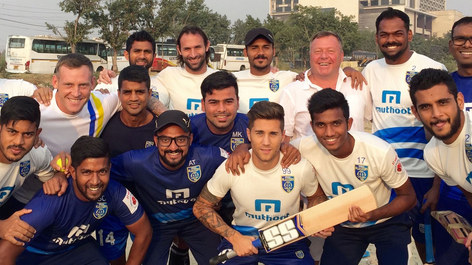 Ex-Arsenal goalkeeper Graham Stack blogs from the Indian Super League ...