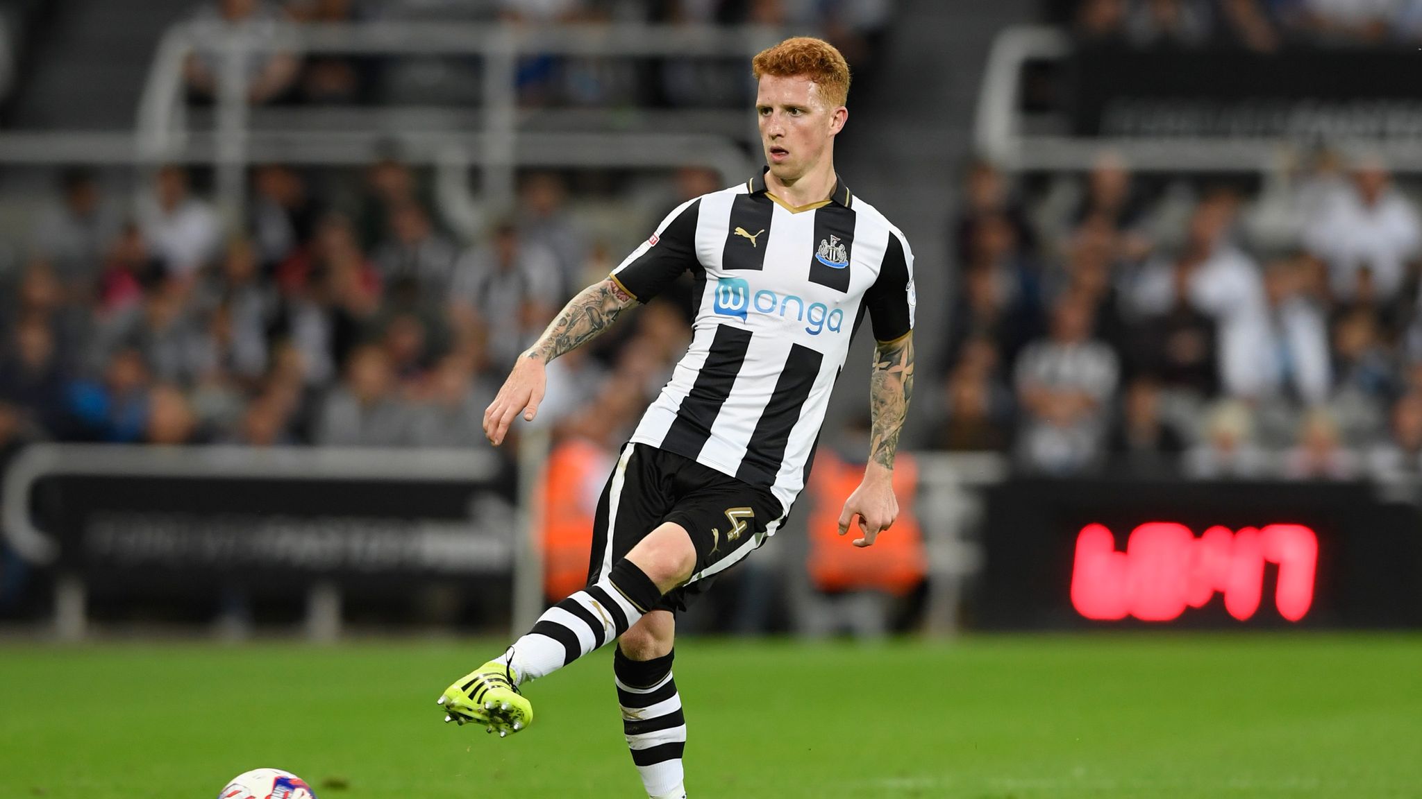 Newcastle United midfielder Jack Colback fined £25k for betting on ...