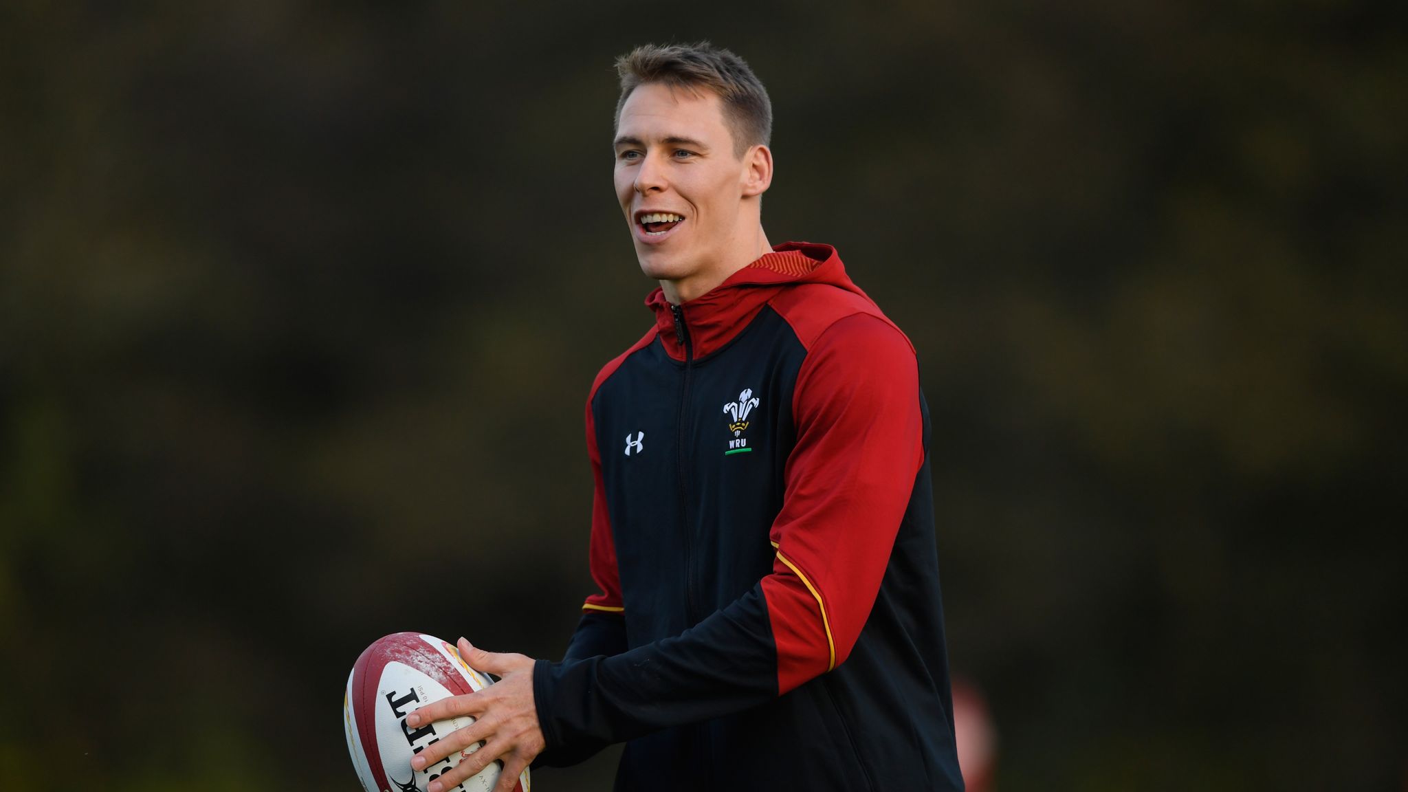 Liam Williams could cause selection headache for Wales by joining ...