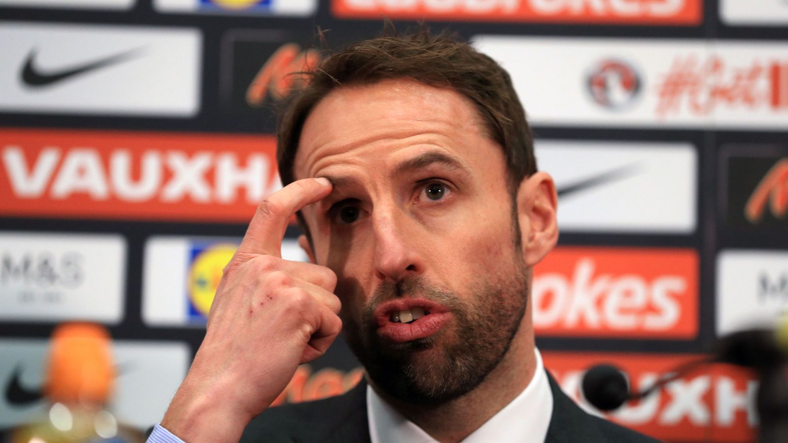 Gareth Southgate has high expectations of England squad behaviour after ...