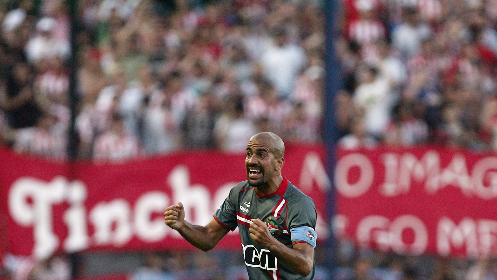 Juan Sebastian Veron signs for Estudiantes at 41 | Football News | Sky ...