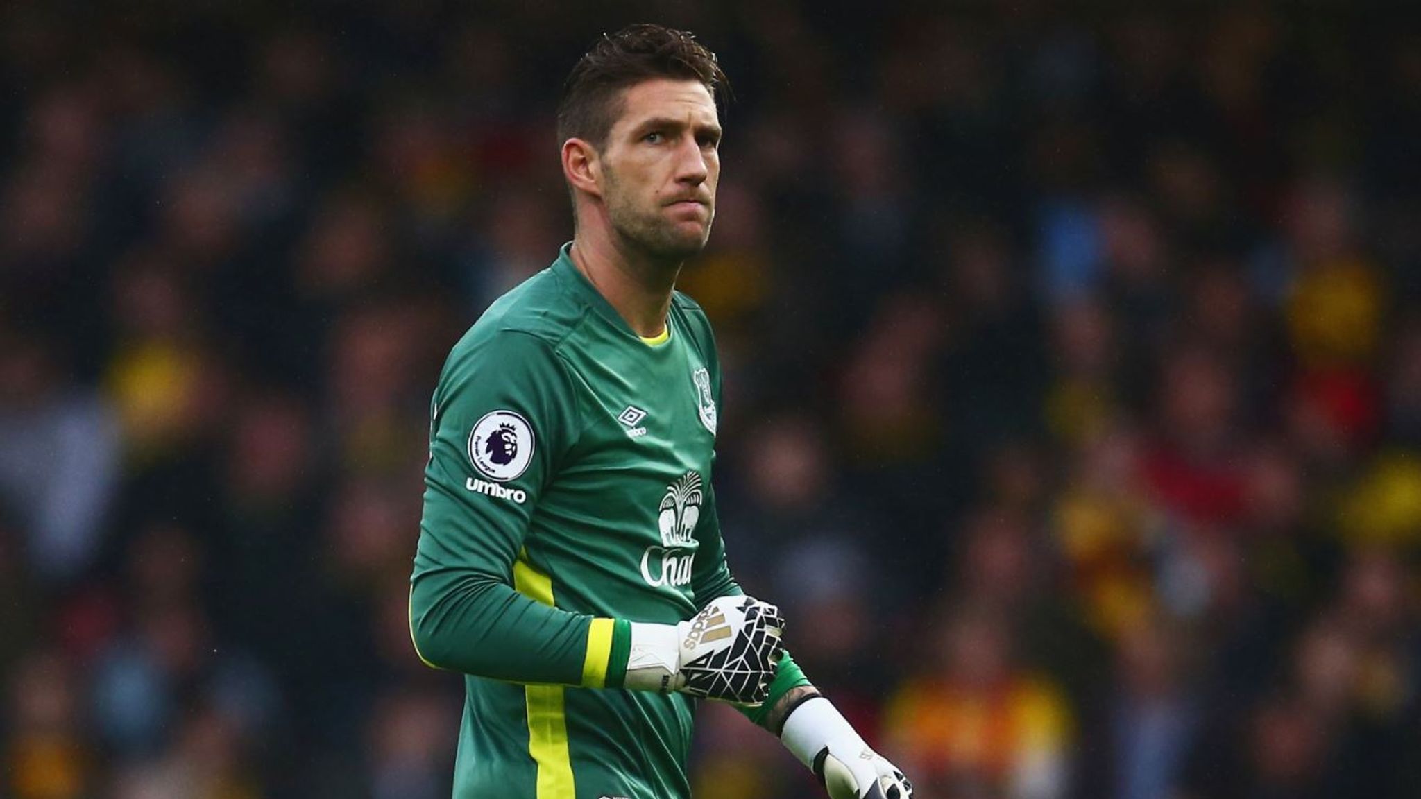 Everton goalkeeper Maarten Stekelenburg signs new contract until 2020 ...