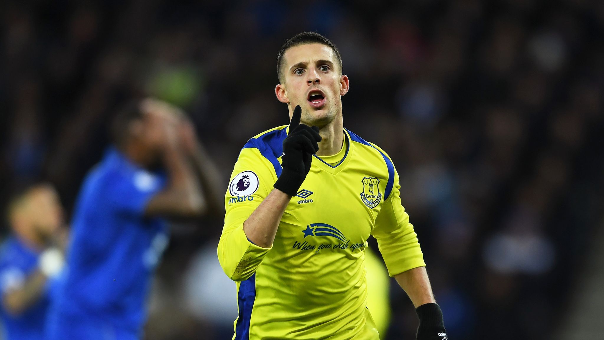 Everton's Kevin Mirallas confirms he wanted Olympiakos move on Deadline ...