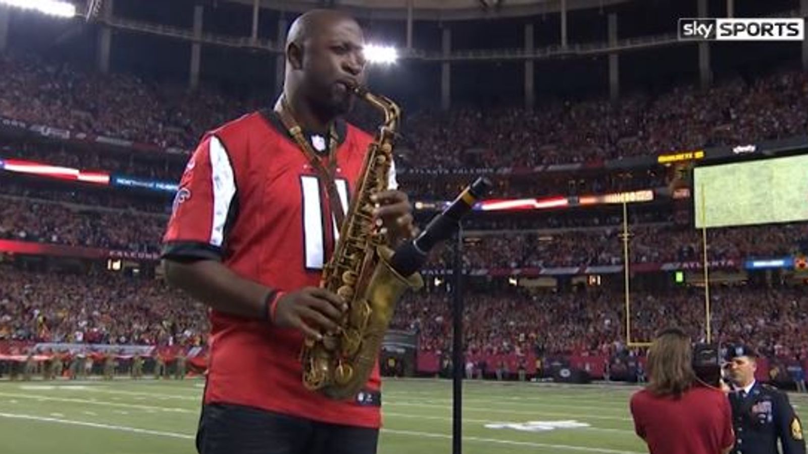 WATCH: The jazziest national anthem ever | NFL News | Sky Sports