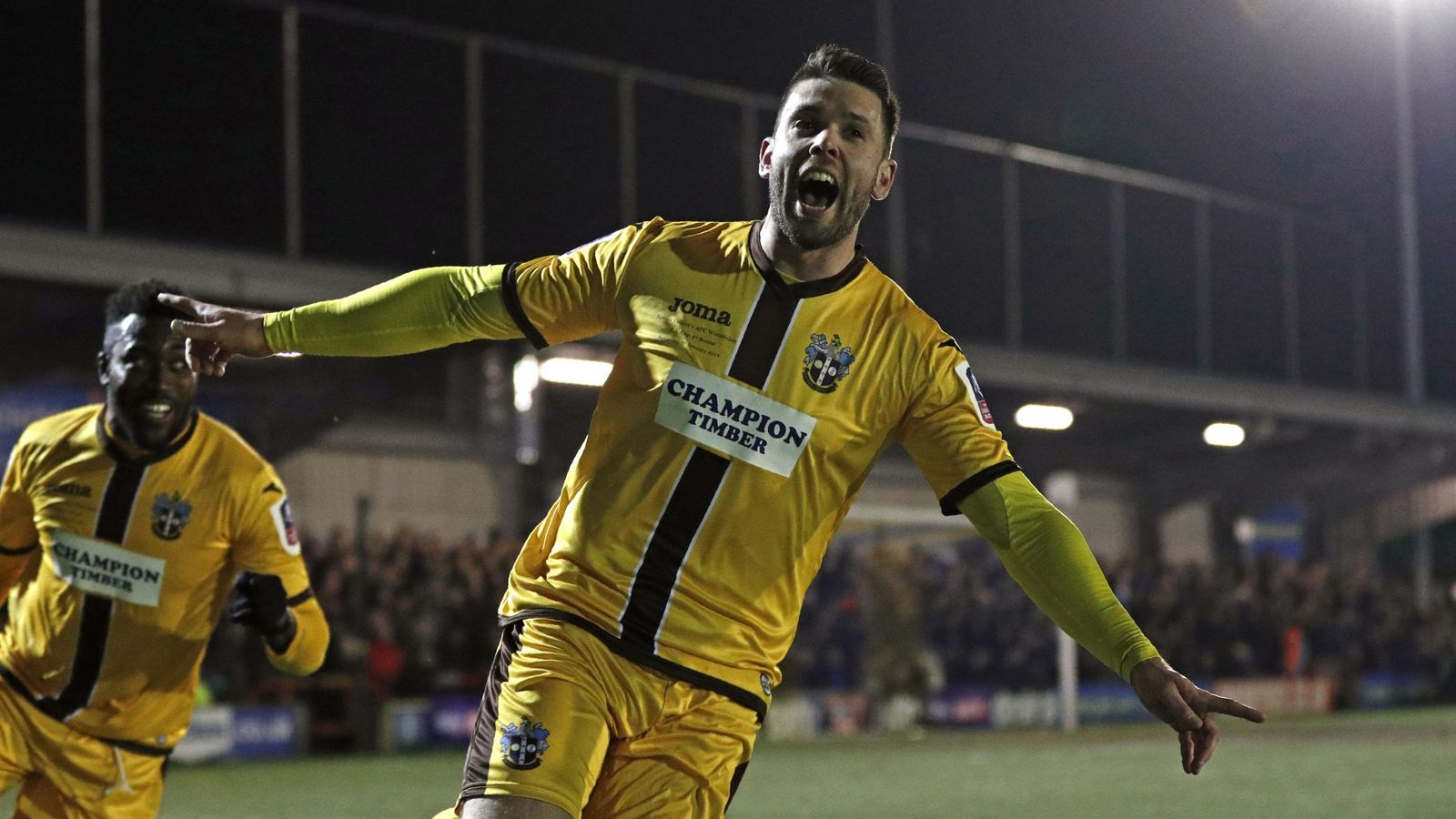 Wimbledon 1 - 3 Sutton Utd - Match Report & Highlights