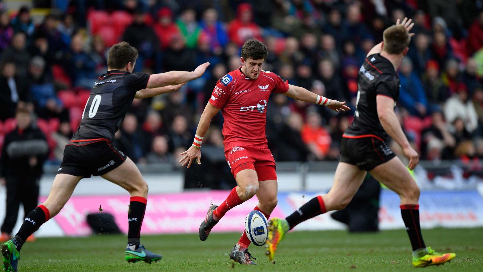 Dan Jones signs long-term deal to stay with Scarlets | Rugby Union News ...