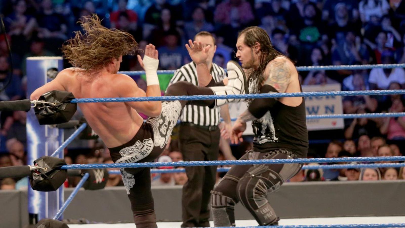 WWE Smackdown: Watch the best moves from Tuesday night's show | Snooker ...