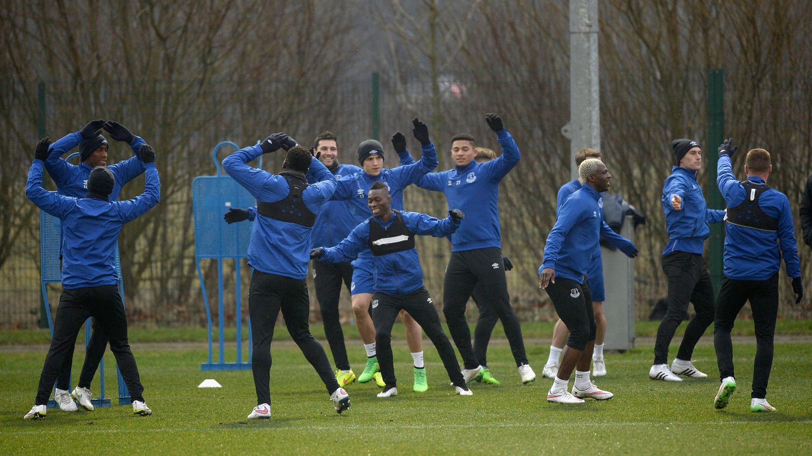 Arsenal shareholder Alisher Usmanov's USM holdings sponsors Everton ...