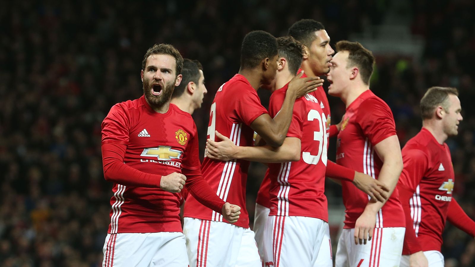 Manchester United keep up momentum with ninth win in a row | Football ...