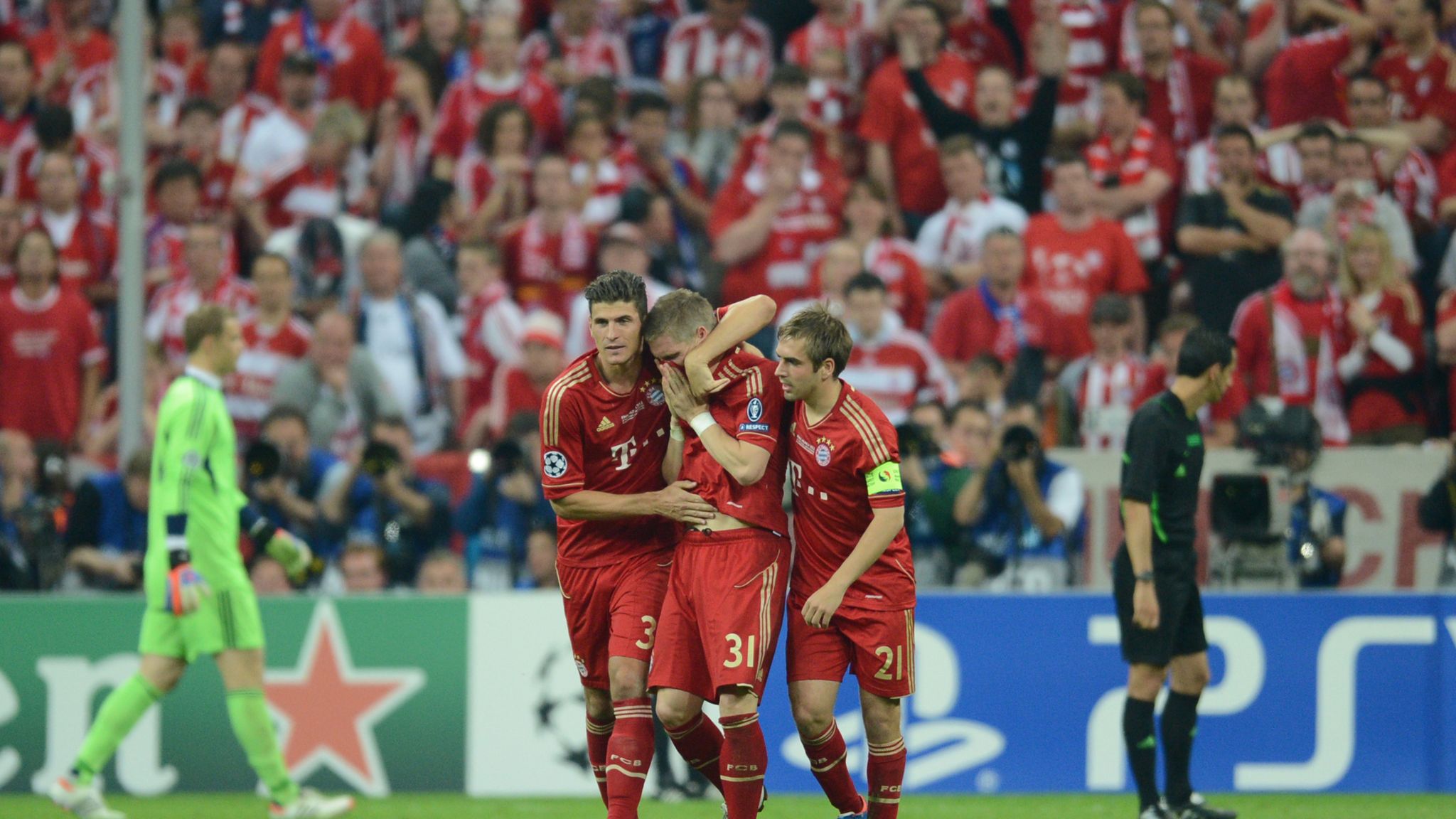 Mario Gomez reflects on facing Nemanja Vidic and losing to Chelsea in ...