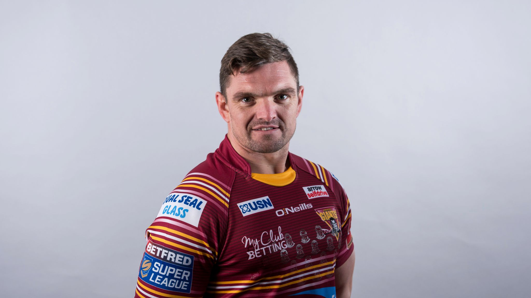 Huddersfield half-back Danny Brough confident of top-eight finish ...