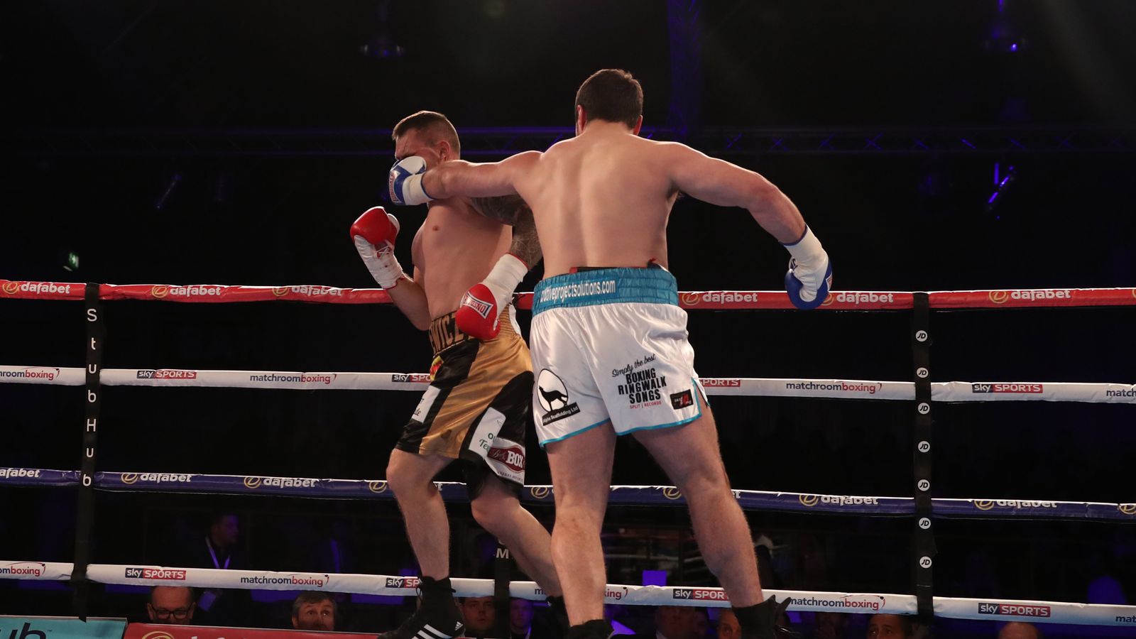 David Allen stops Lukasz Rusiewicz in just 31 seconds at Hull Ice Arena ...
