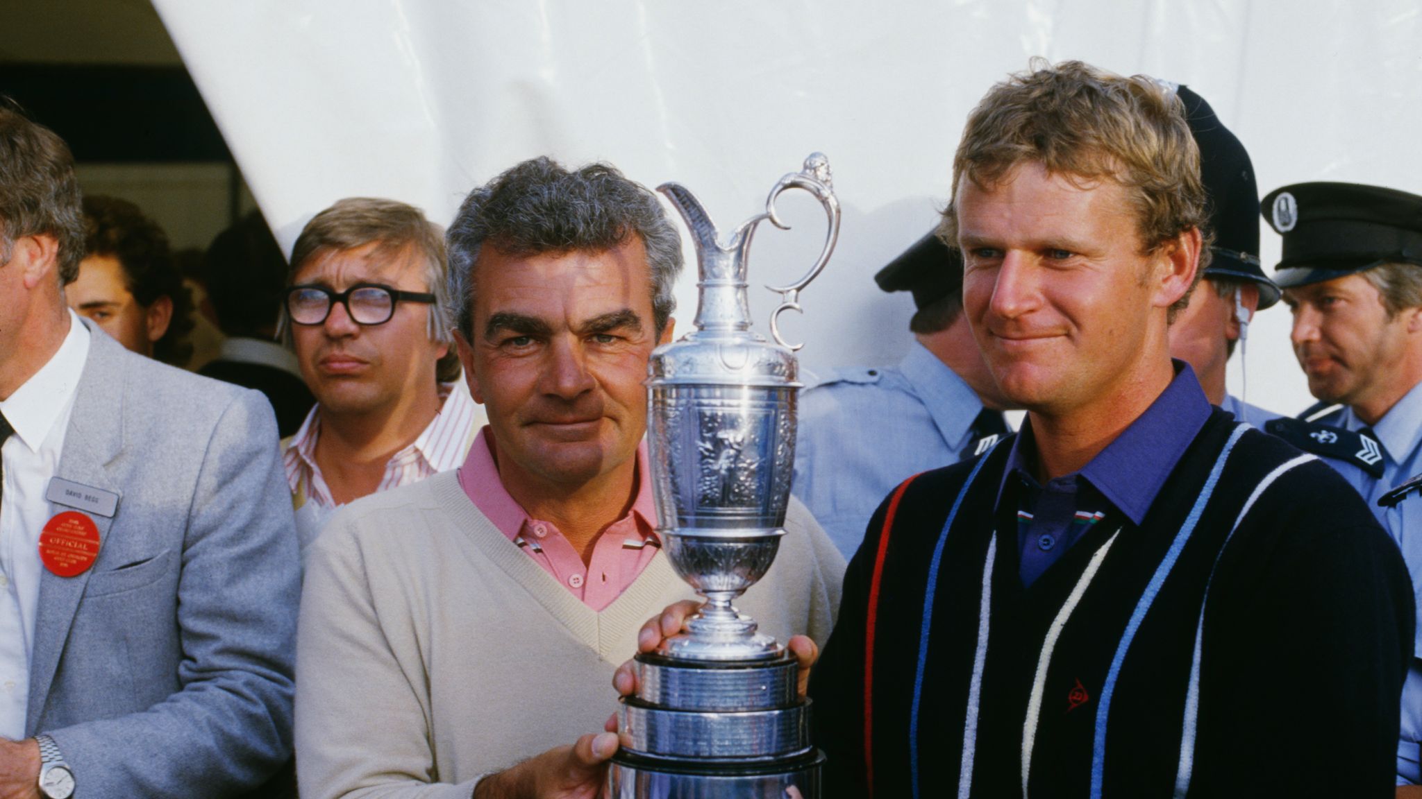 Tributes paid to major-winning caddie Dave Musgrove after passing ...