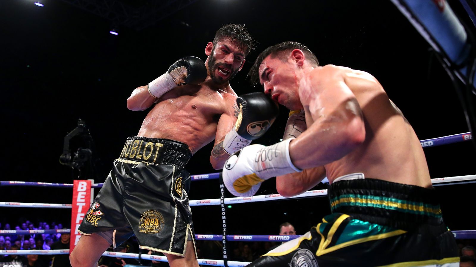 Linares vs Campbell: Anthony Crolla looks back on both world title ...