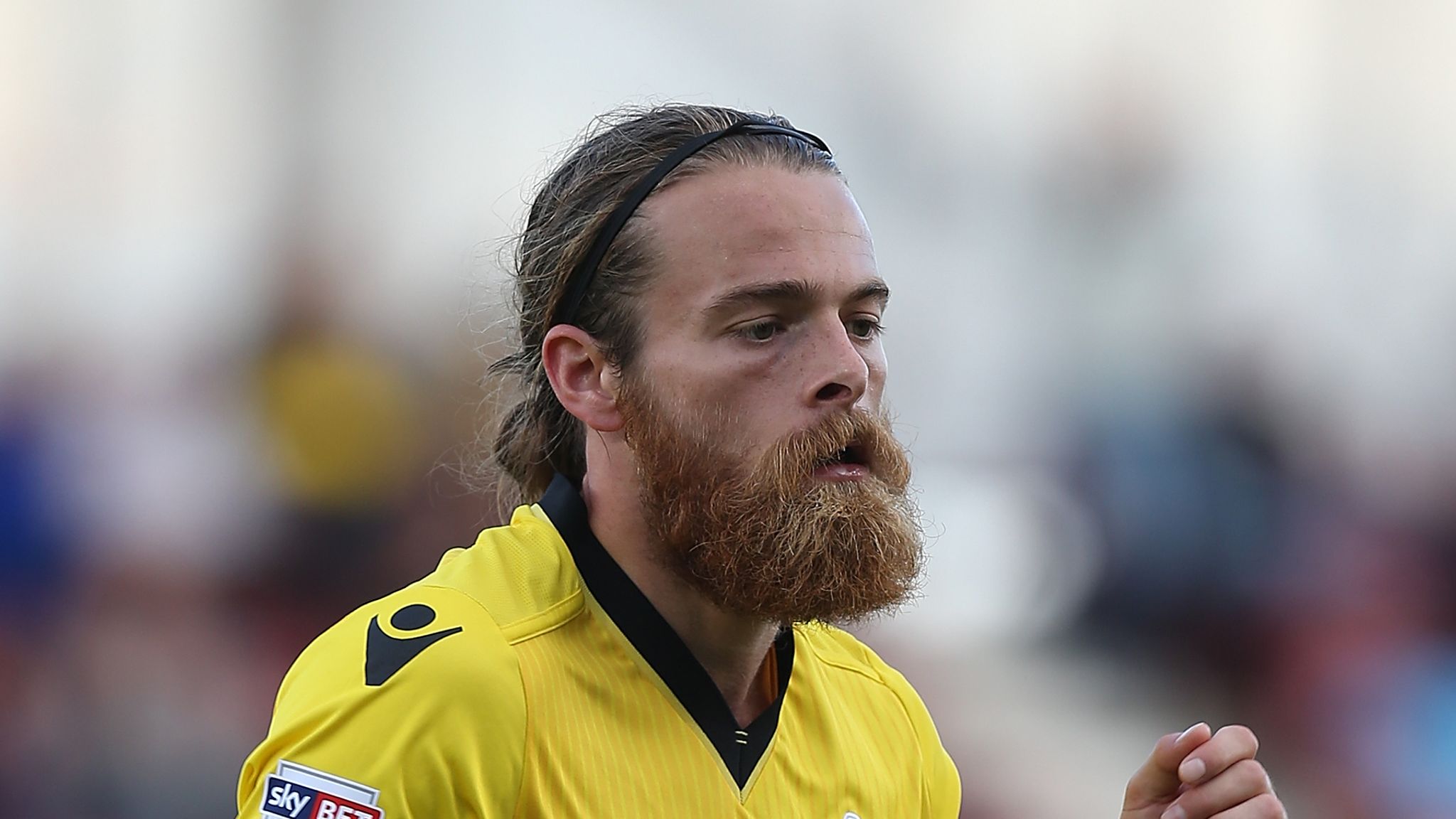 WATCH: Bristol Rovers midfielder Stuart Sinclair sent off for two dives ...