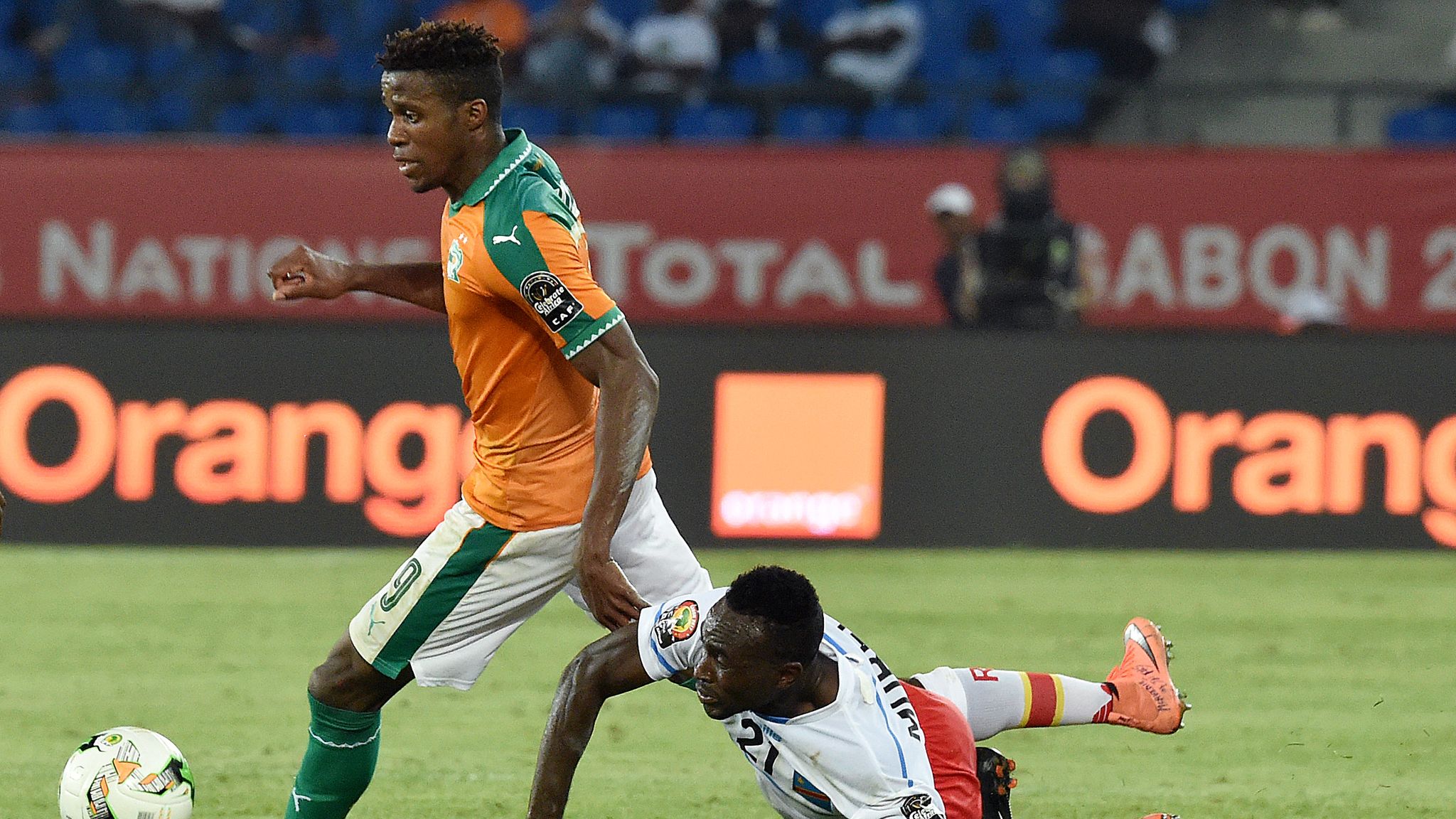 Who is Joshua Bohui? Man Utd starlet chased by England, France and ...