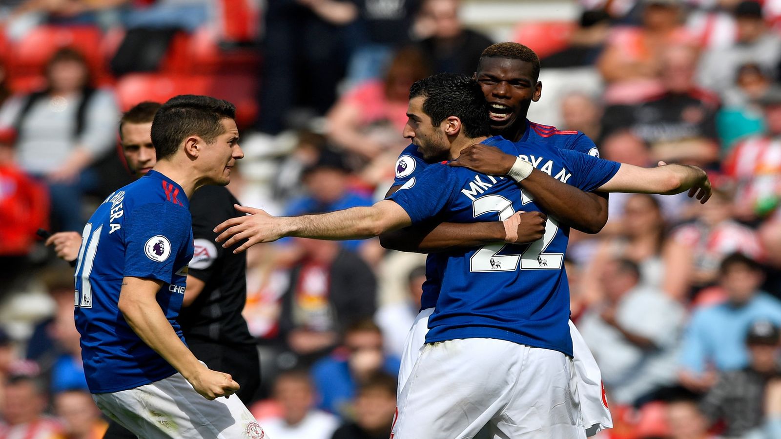Luke Shaw on road to redemption after Sunderland display | Football ...
