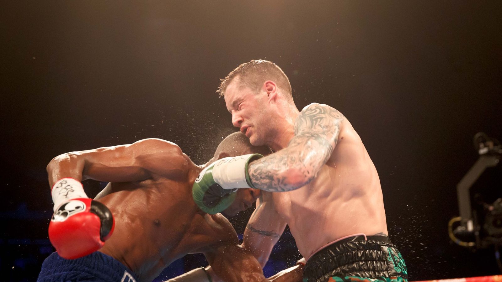 Ricky Burns beaten by impressive Julius Indongo in WBA and IBF super ...
