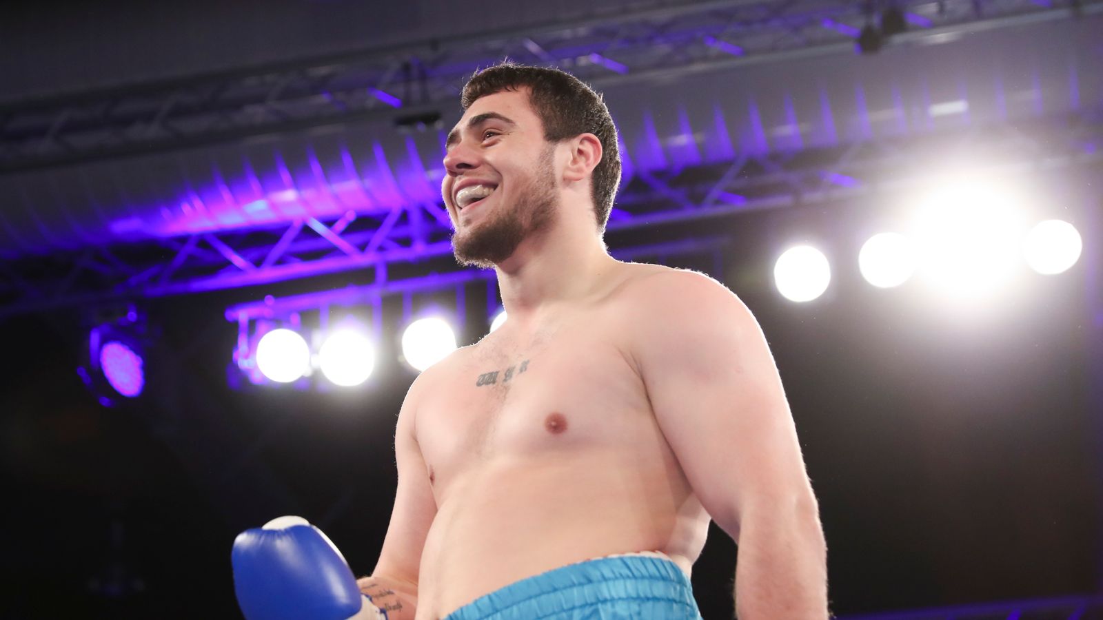 Brook vs Spence Jr: Heavyweight David Allen hopes to claim British and ...