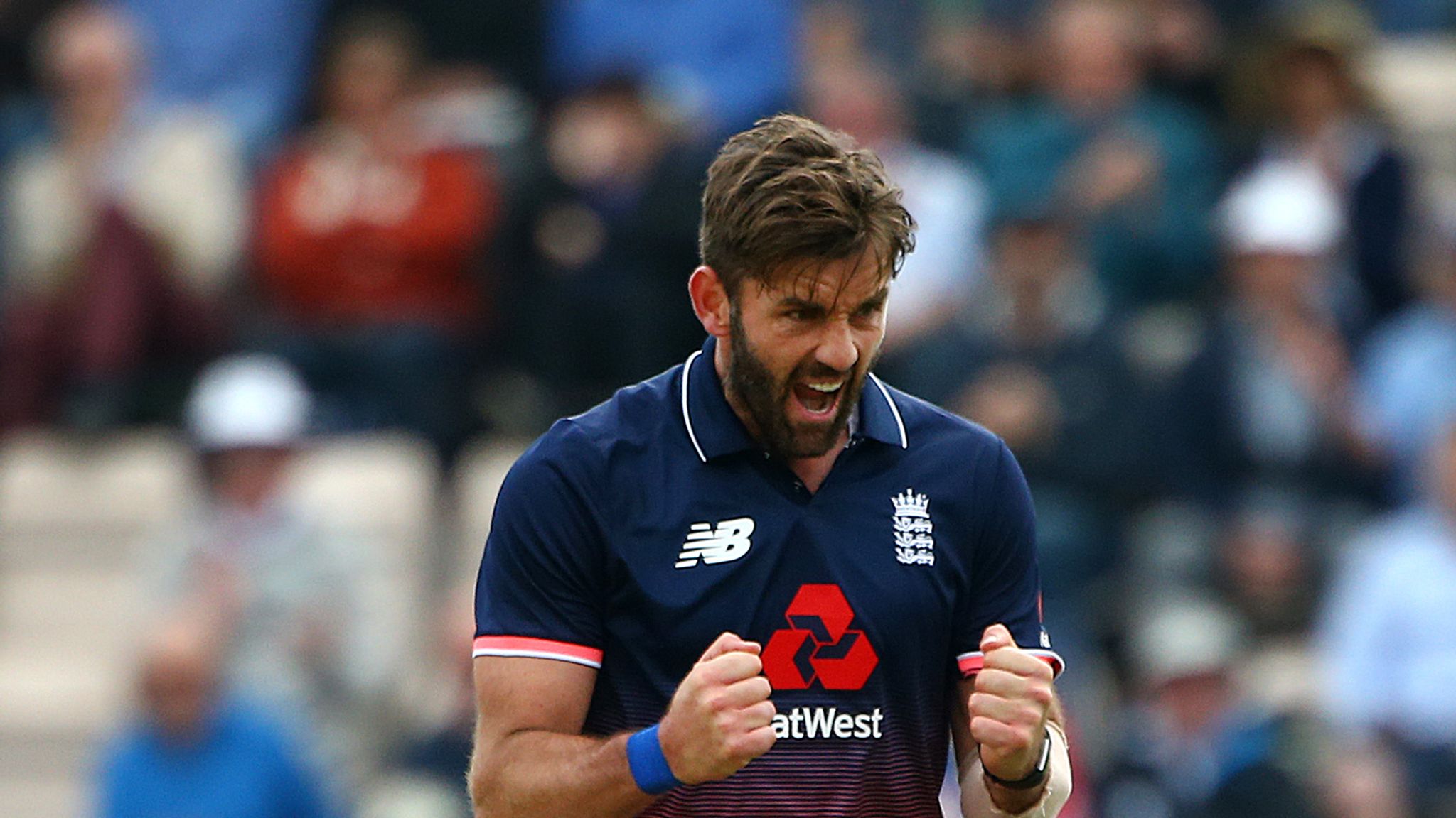 England Lions call up Liam Plunkett to replace injured Jamie Overton ...