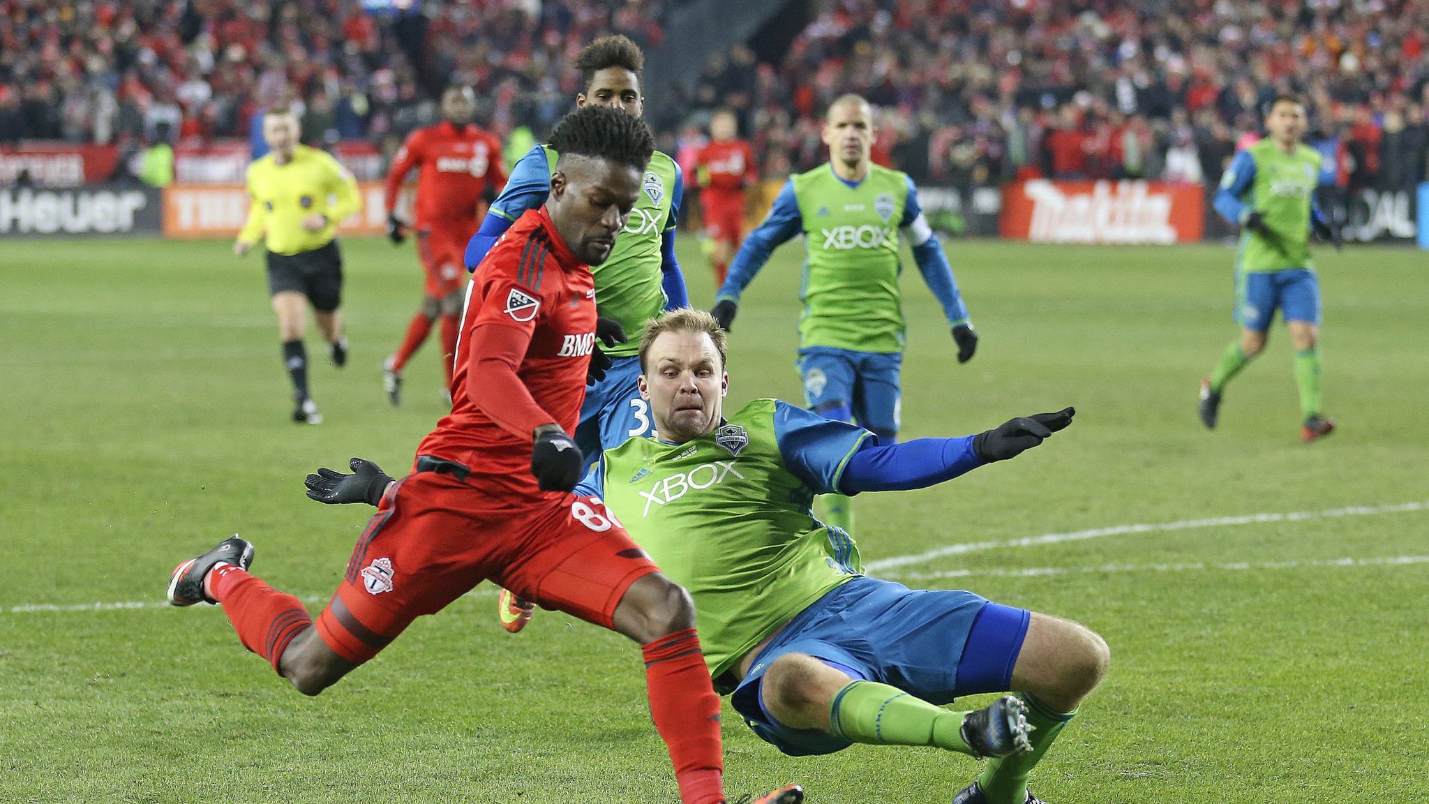 MLS: Tosaint Ricketts double extends Toronto FC's Eastern Conference ...
