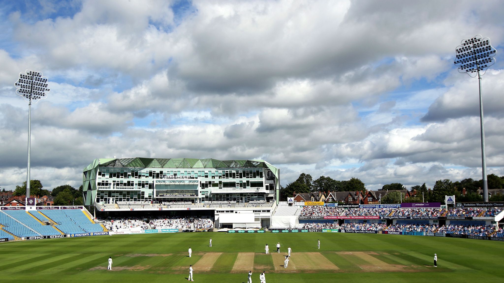 Former Yorkshire and Nottinghamshire bowler Mike Bore dies aged 69 ...