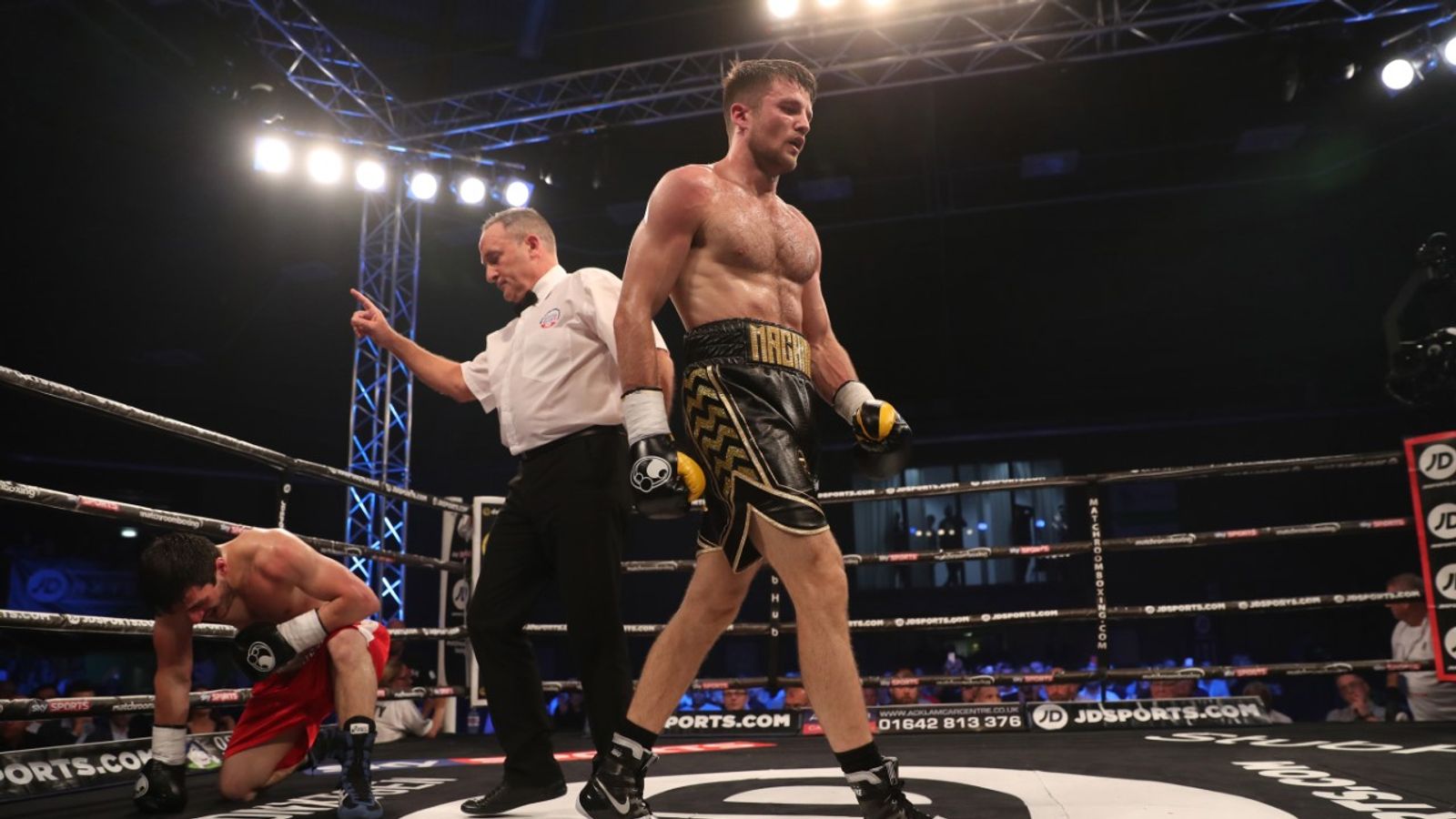 Anthony Fowler impresses with a fourth-round stoppage in Newcastle ...