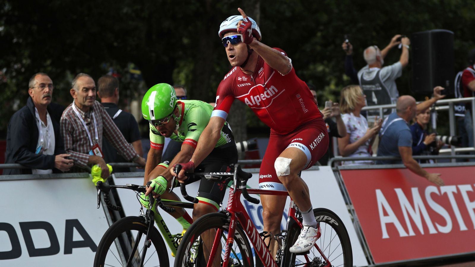Alexander Kristoff wins RideLondon-Surrey Classic | Cycling News | Sky ...