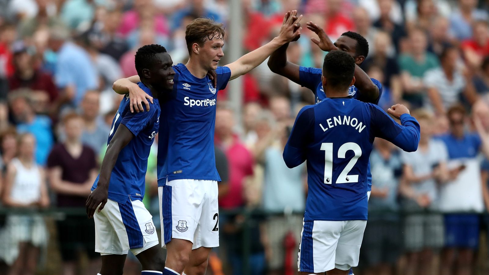 Everton winger Aaron Lennon scores first goal of comeback from stress ...