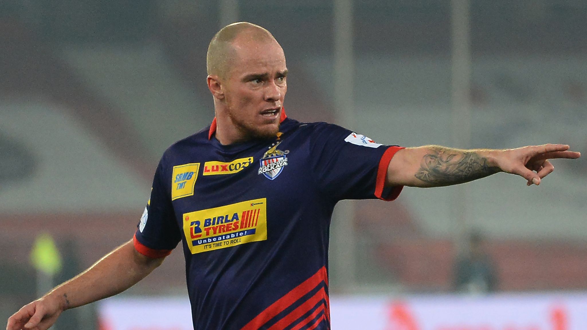 Iain Hume to seal Kerala Blasters return in Indian Super League ...