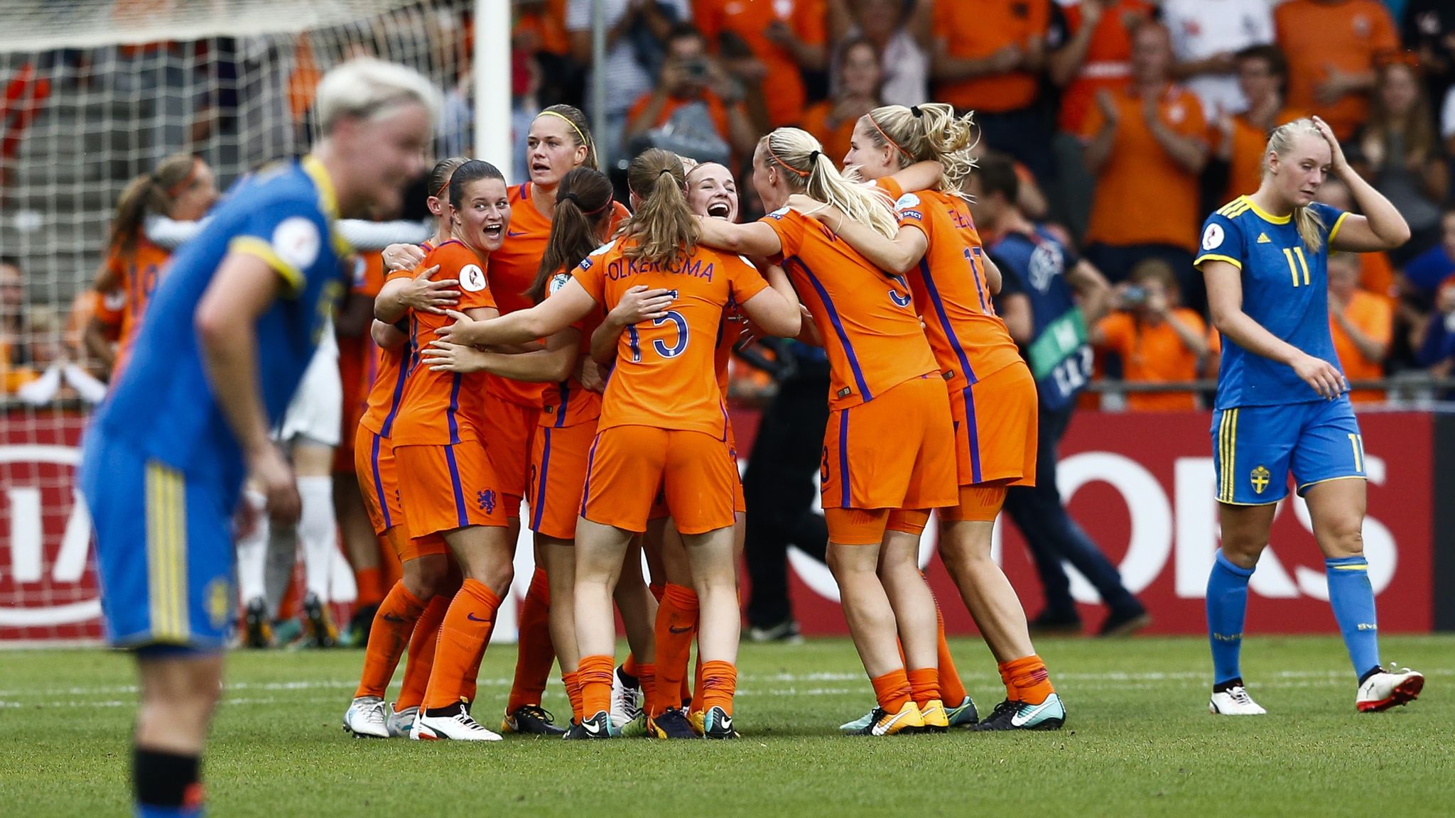Holland Women 2 - 0 Sweden Women - Match Report & Highlights