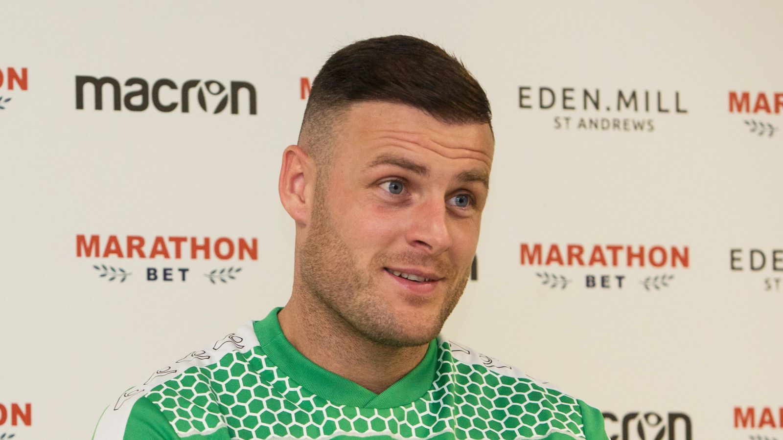 Anthony Stokes 'delighted' to be back at Hibernian | Football News ...