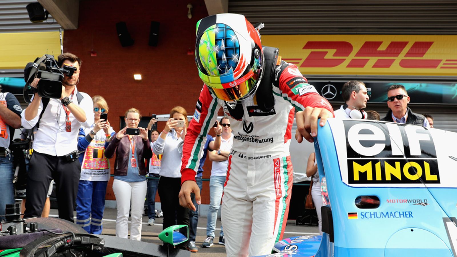 Mick Schumacher drives Michael Schumacher's Benetton car 25 years after ...