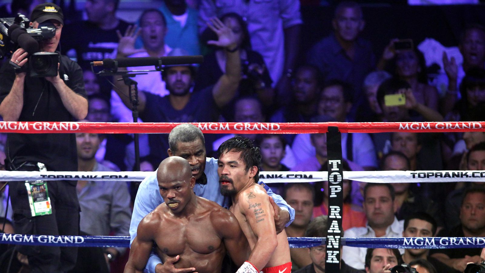 Mayweather vs McGregor: Referee and 8oz glove decisions justified by ...