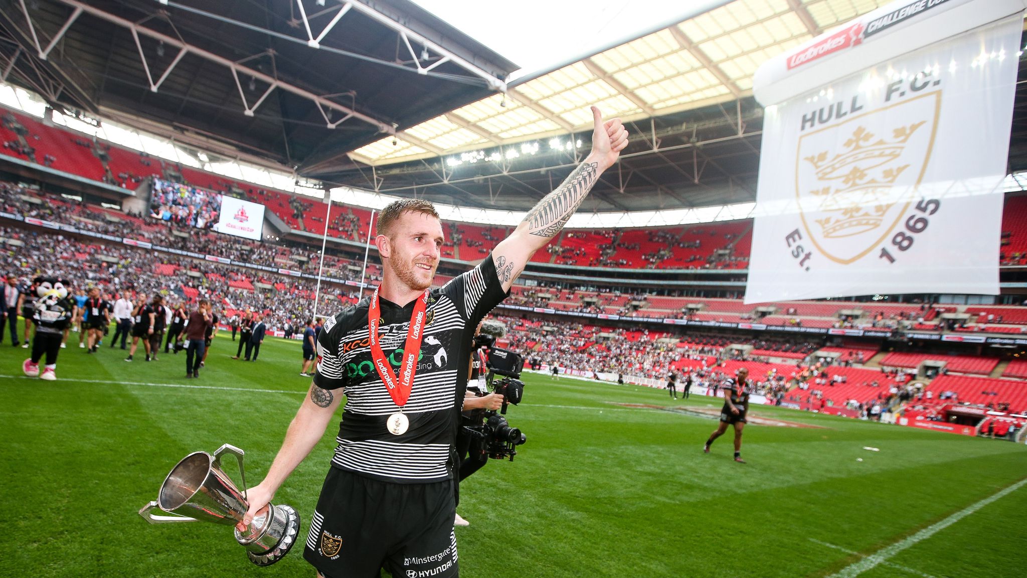 Marc Sneyd delighted to prove doubters wrong | Rugby League News | Sky ...