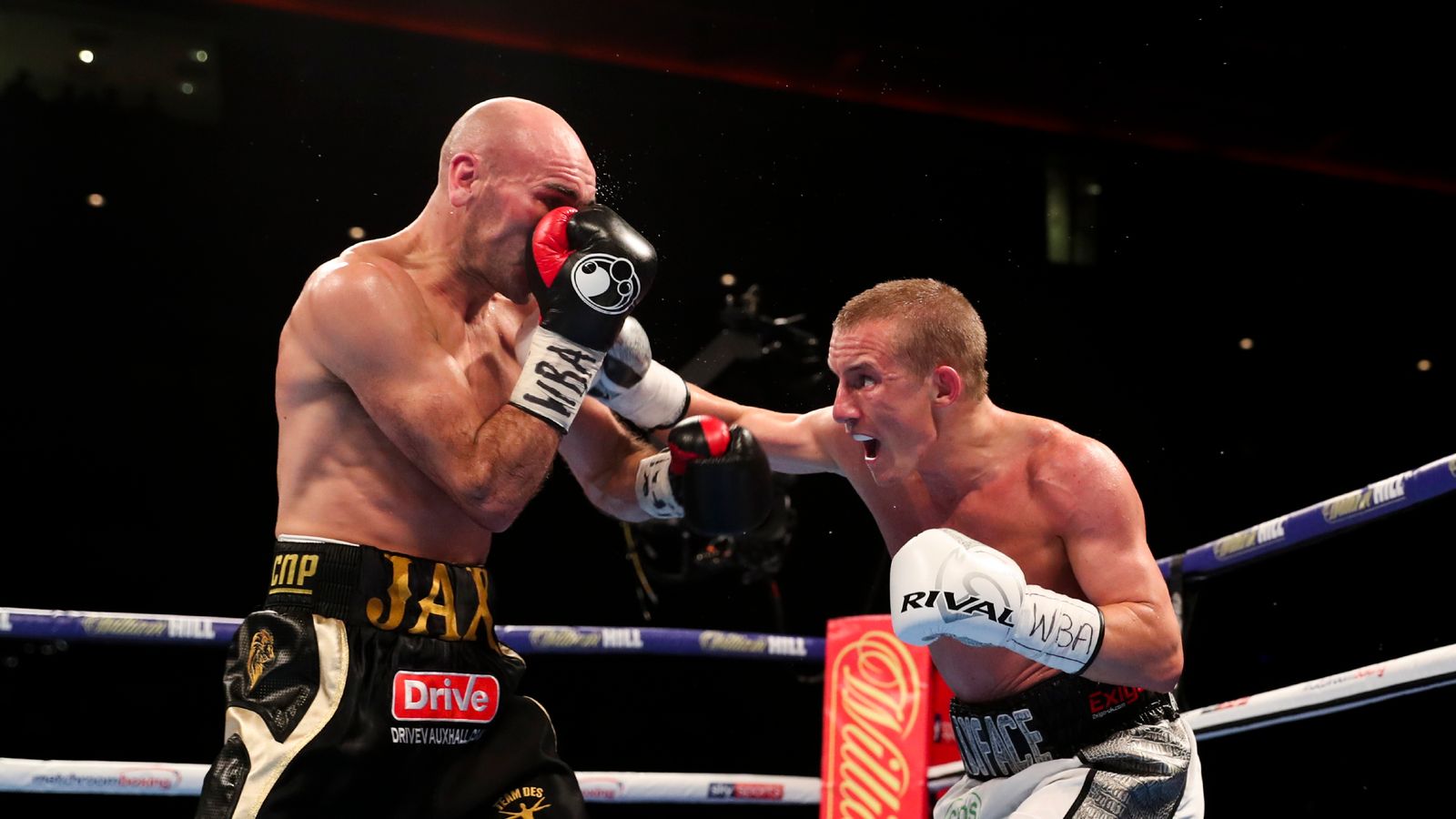 Butler vs Hall: Paul Butler impressively beats Stuart Hall to move ...