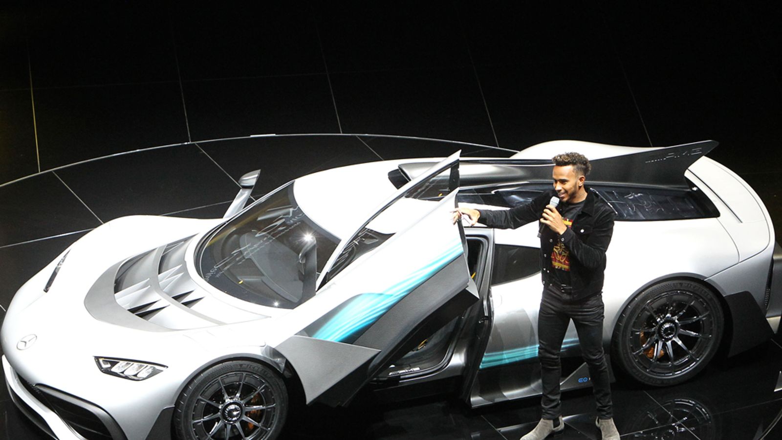 Mercedes reveal Formula 1-inspired Project ONE hypercar | F1 News