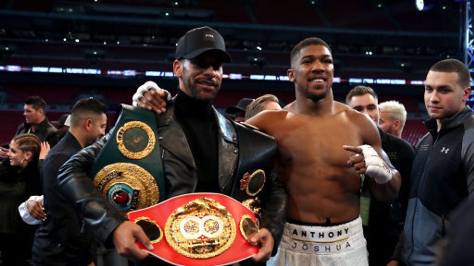 Rio Ferdinand confirms he is to take up professional boxing | Boxing ...