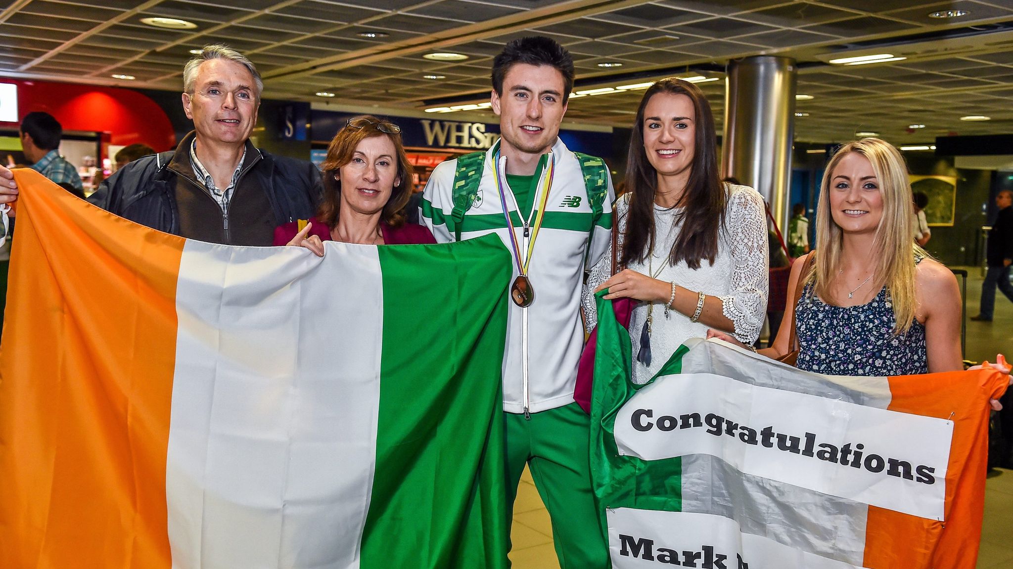 Joe English discusses impact of Sky Scholarship on 800m runner and son ...