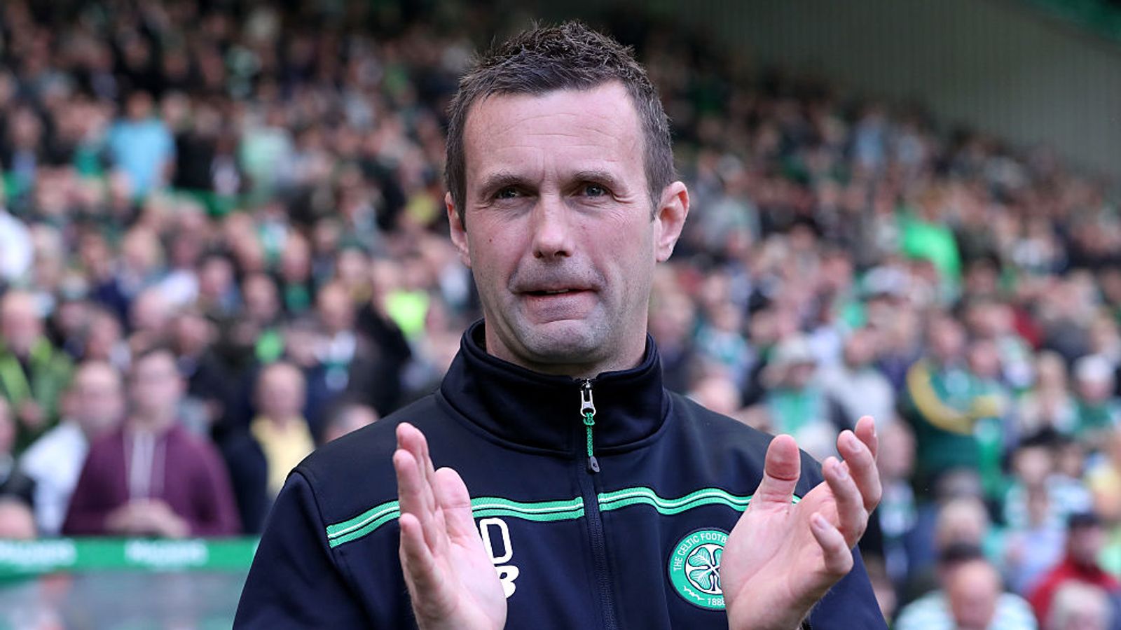 Former Celtic boss Ronny Deila inspires his Norwegian team by stripping ...