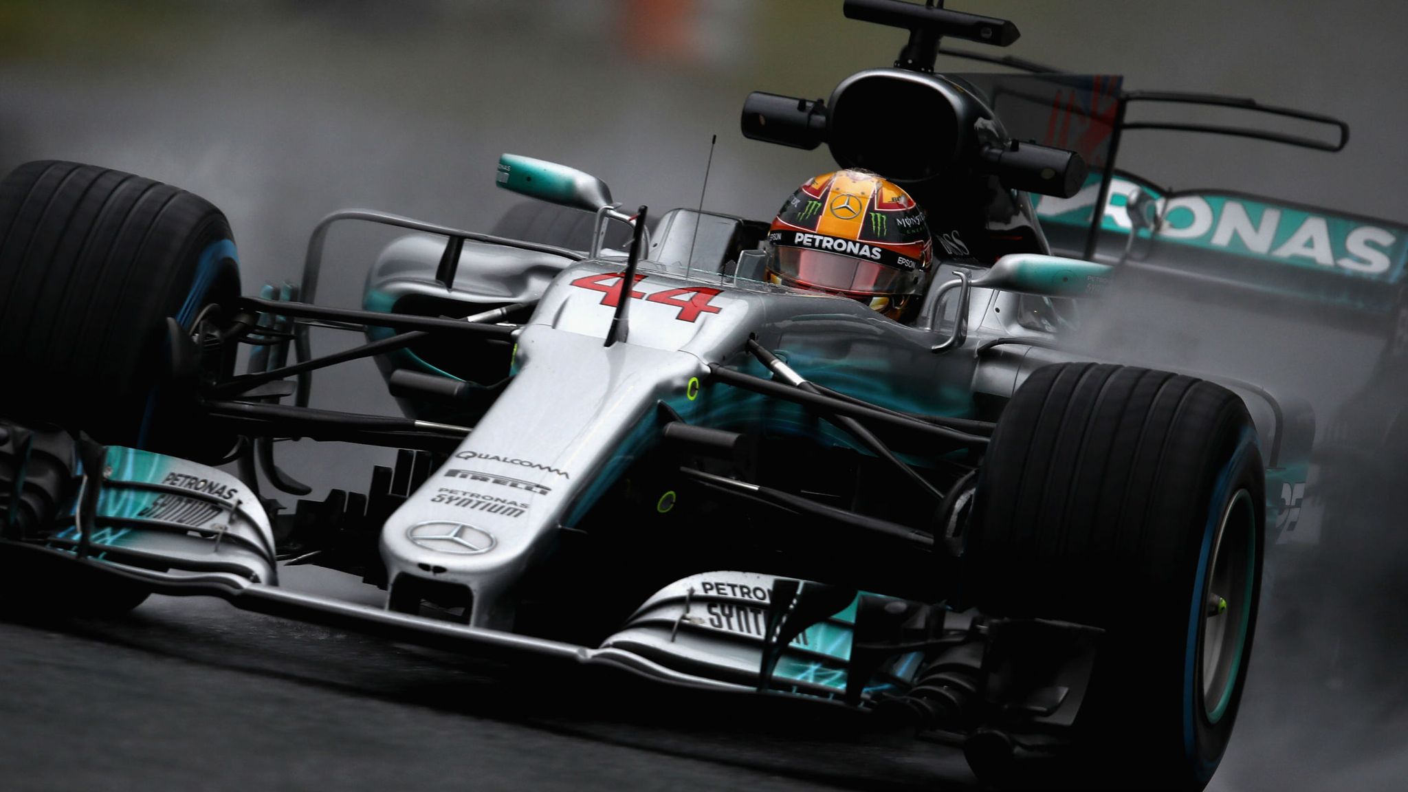 Japanese GP, Practice Two: Lewis Hamilton on top at rain-soaked Suzuka ...