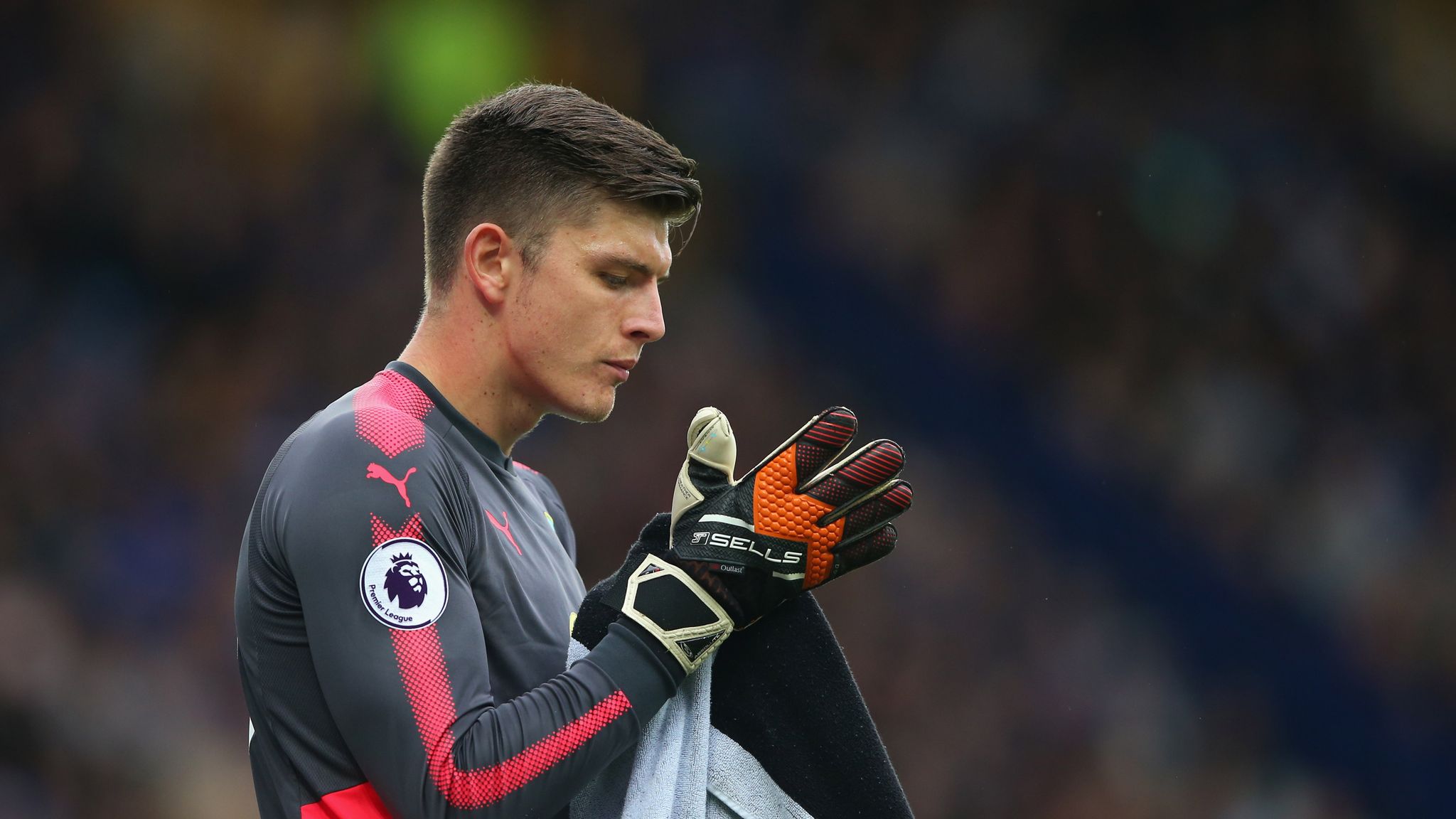 Nick Pope signs new three-year contract at Burnley | Football News ...