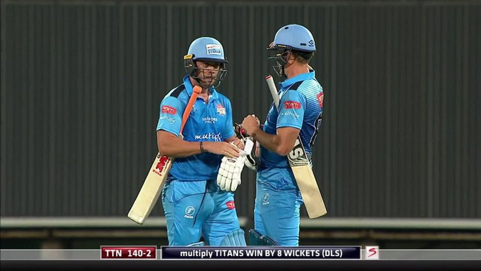 WATCH: AB de Villiers' unbeaten 50 helps Titans open Ram Slam defence ...