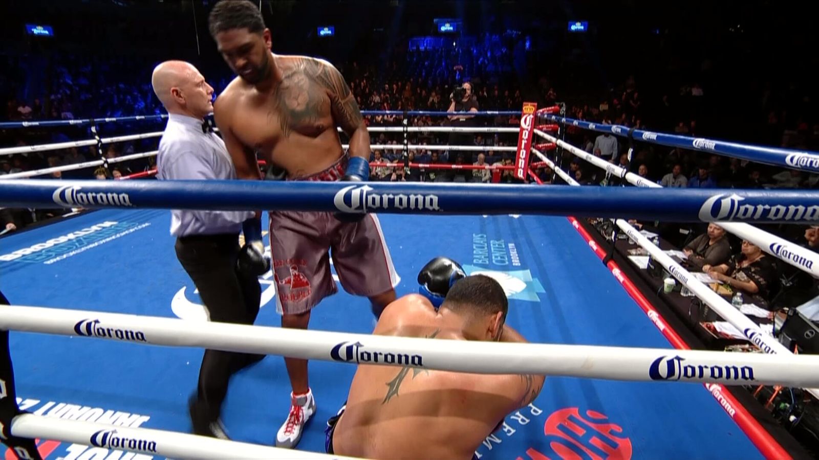 Wilder vs Stiverne II: Dominic Breazeale stops Eric Molina in Brooklyn ...
