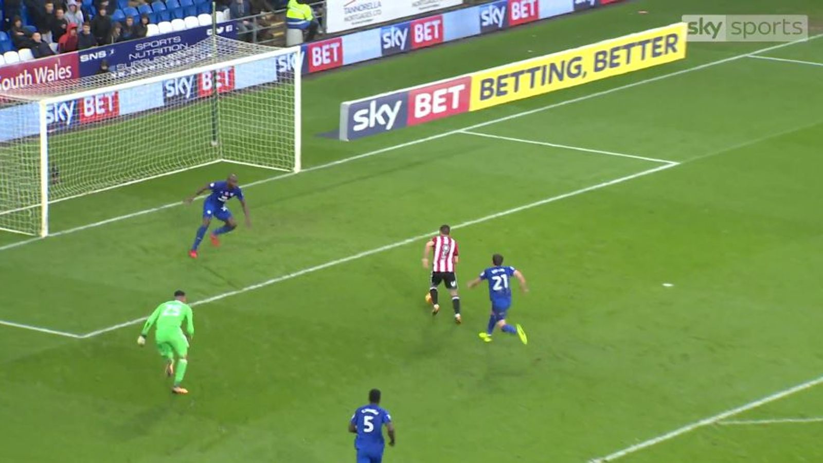 WATCH: How did Brentford striker Neal Maupay miss? | Football News ... WATCH: How did Brentford striker Neal Maupay miss? | Football News ...