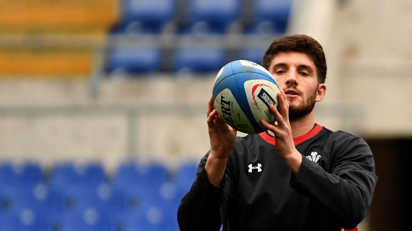 Wales trio Owen Williams, Steff Evans and Josh Navidi start at home for ...