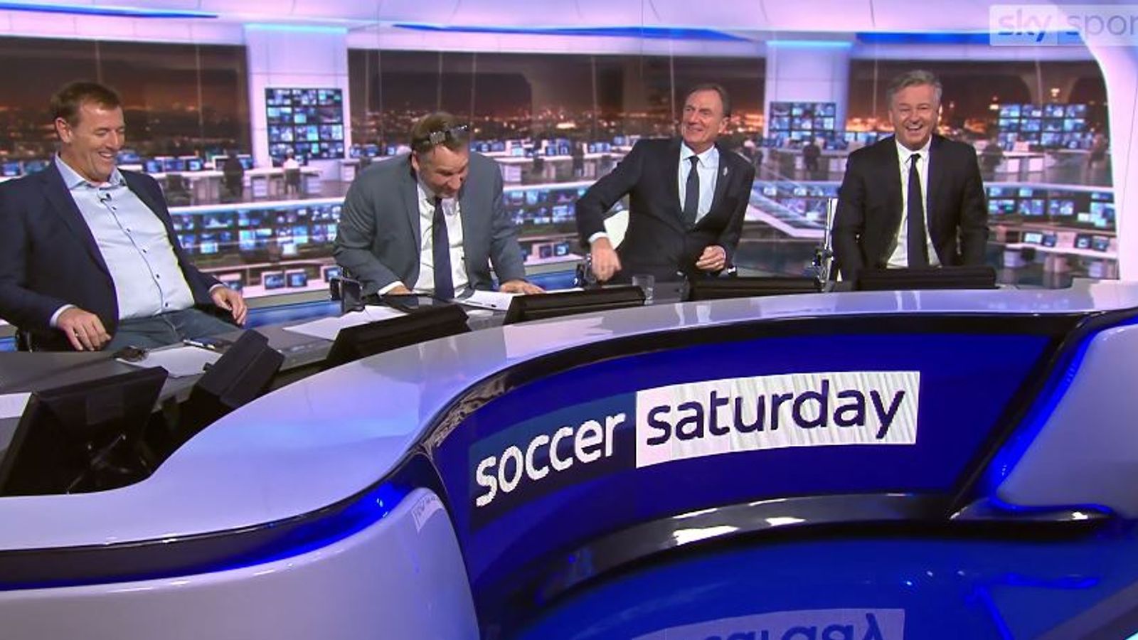 WATCH: Goalkeeper clangers at Sunderland amuse Soccer Saturday panel ...
